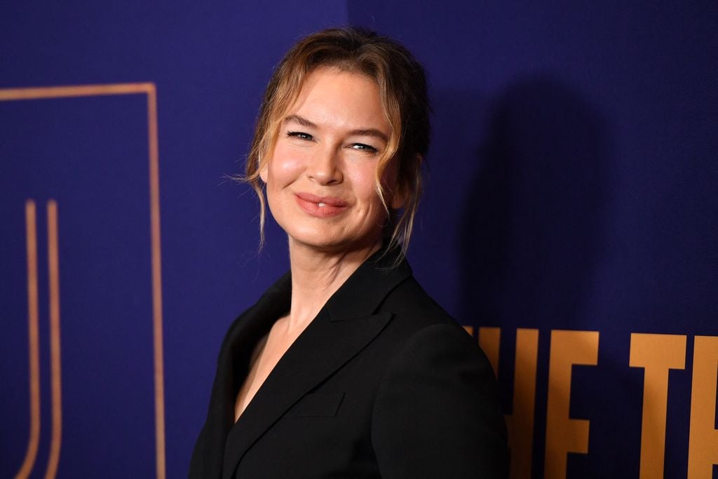 Renee Zellweger Rumpe Posted @withregram • @marieclaireau It’s