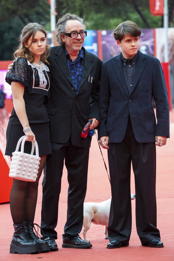 "Batman"-Regisseur Tim Burton: Seltener Auftritt mit Kids! - WeltweiteSTARS