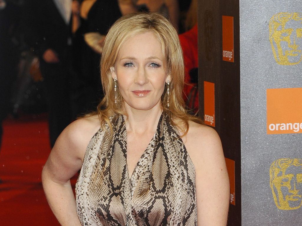 J.K. Rowling arbeitet an "Harry Potter"-Lexikon | Promiflash.de