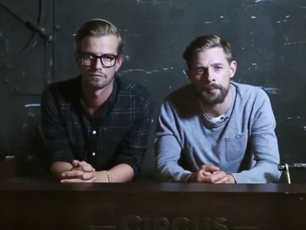 Joko und Klaas: Schonungsloses Video gegen Fremdenhass | Promiflash.de