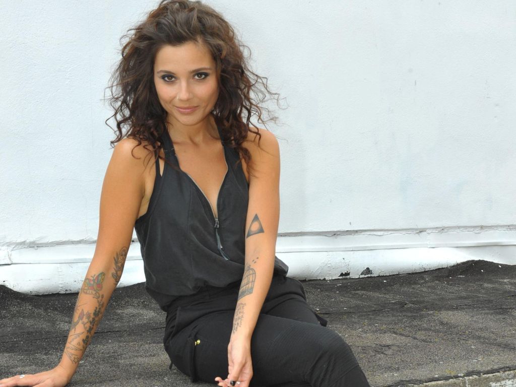 GZSZ-Linda Runge: So spannend war der 1. Drehtag | Promiflash.de