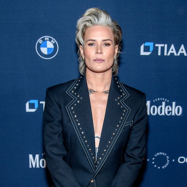 Ashlyn Harris | Promiflash