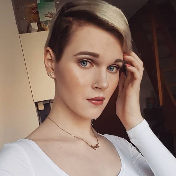 Lucy Hellenbrecht | Promiflash