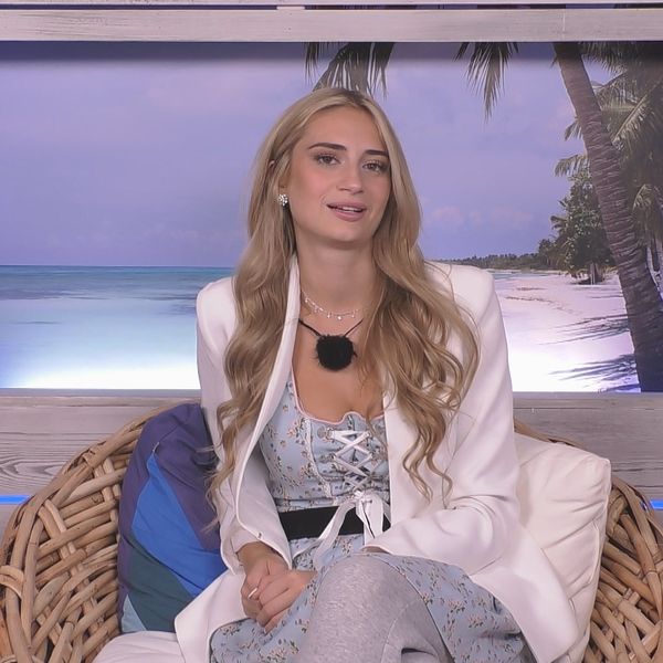 Vani Love Island | Promiflash