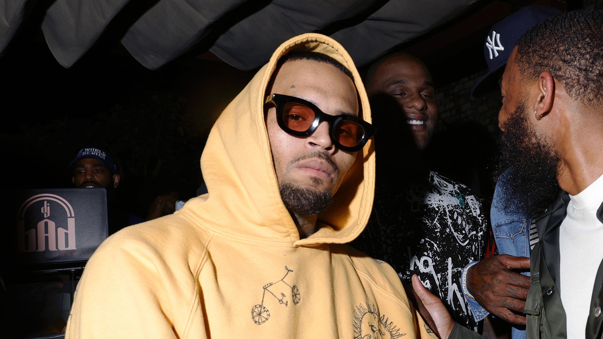 "Lustiger Tanz": Verspottet Chris Brown hier Epileptiker?