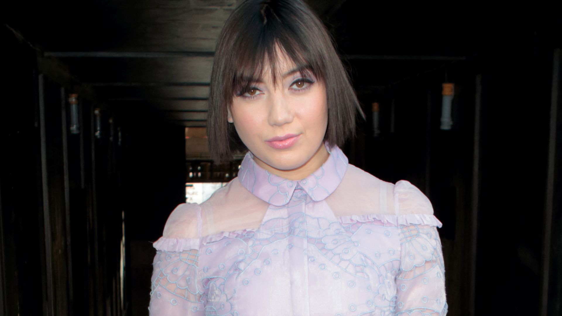 Daisy Lowe | Promiflash.de