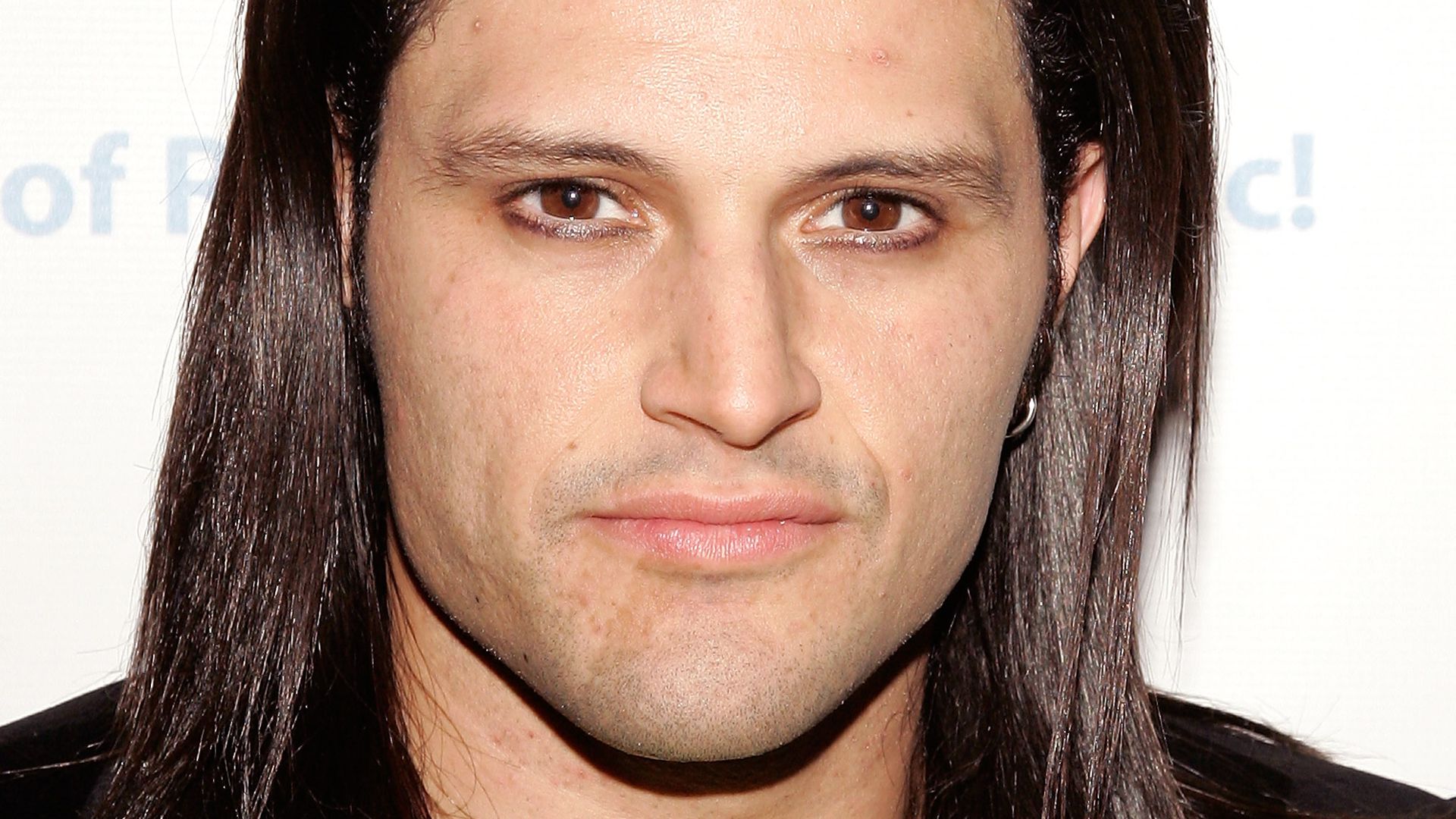 Band-Drama: Heavy-Metal-Star (†36) stirbt bei Autounfall! | Promiflash.de