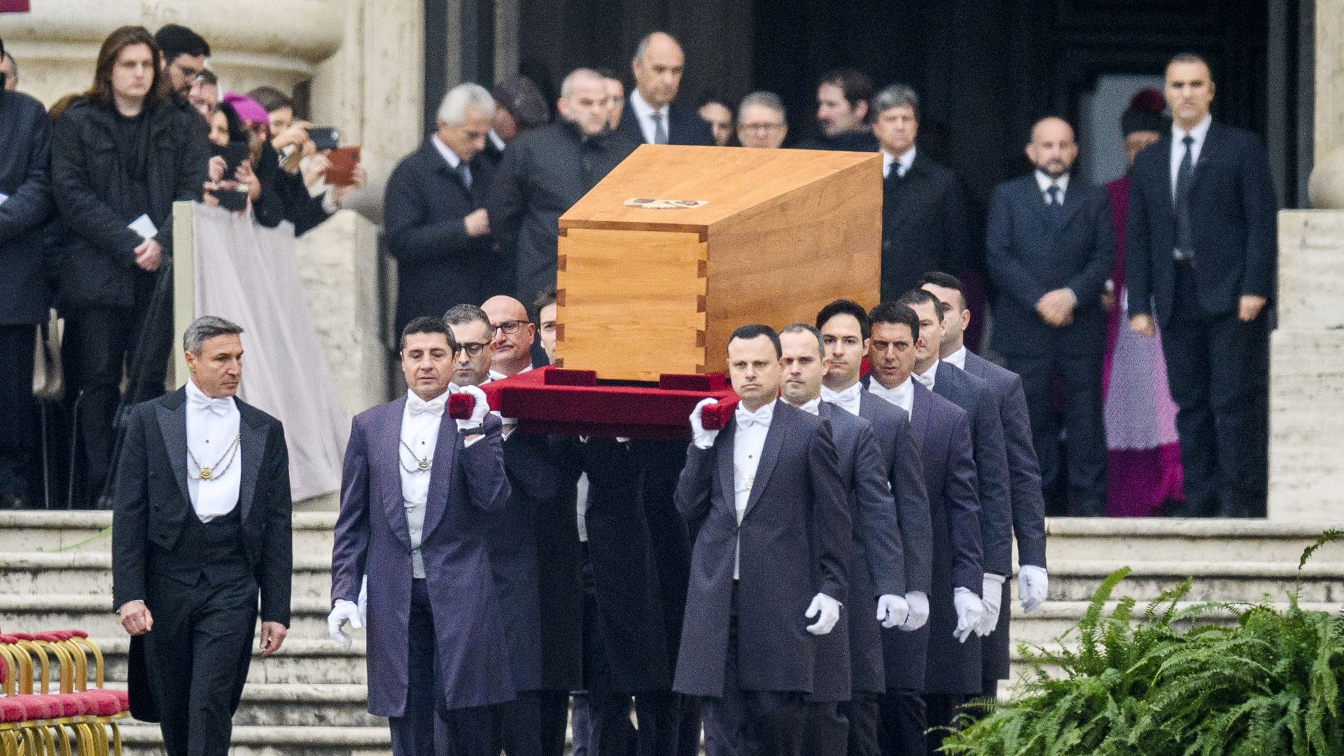 Abschied von Papst Benedikt XVI.: So war seine Trauerfeier