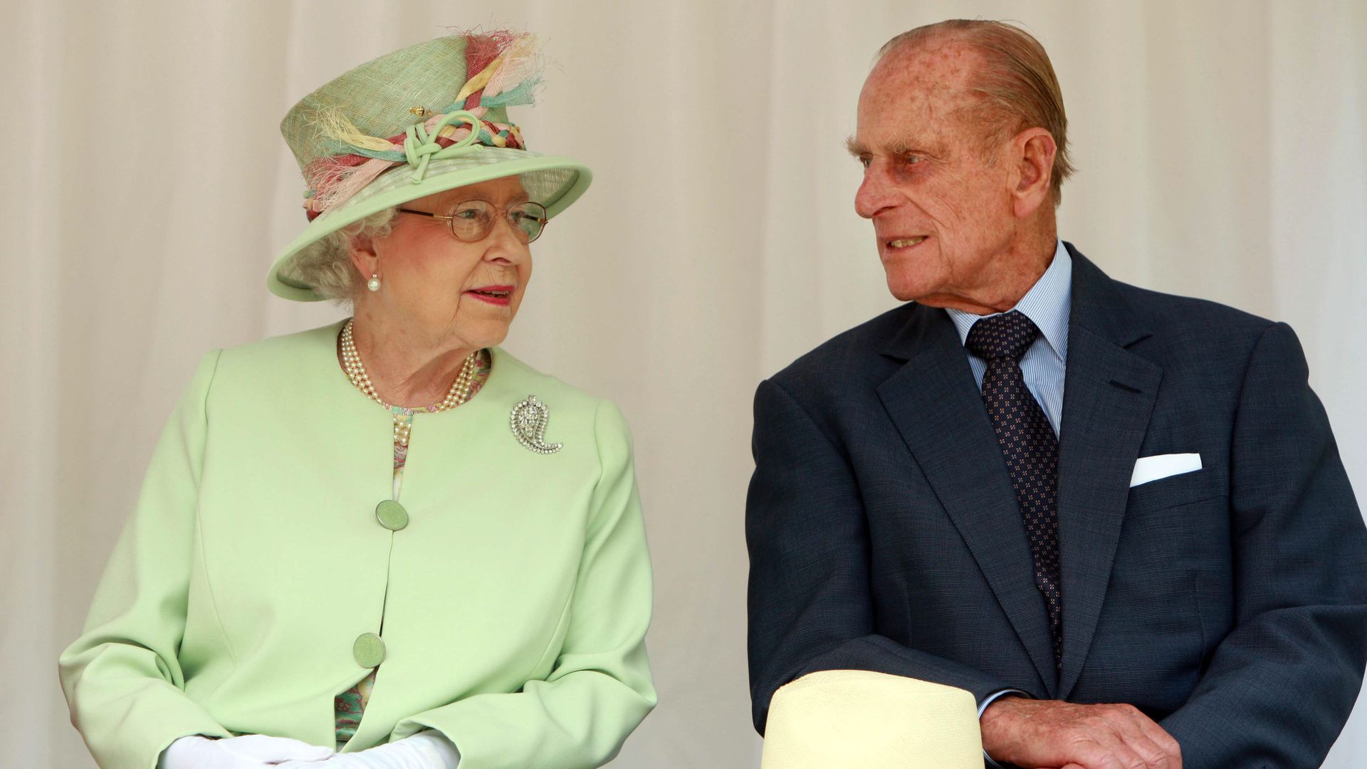 Queen verknallt in ihn: Prinz Philip war sehr geschmeichelt