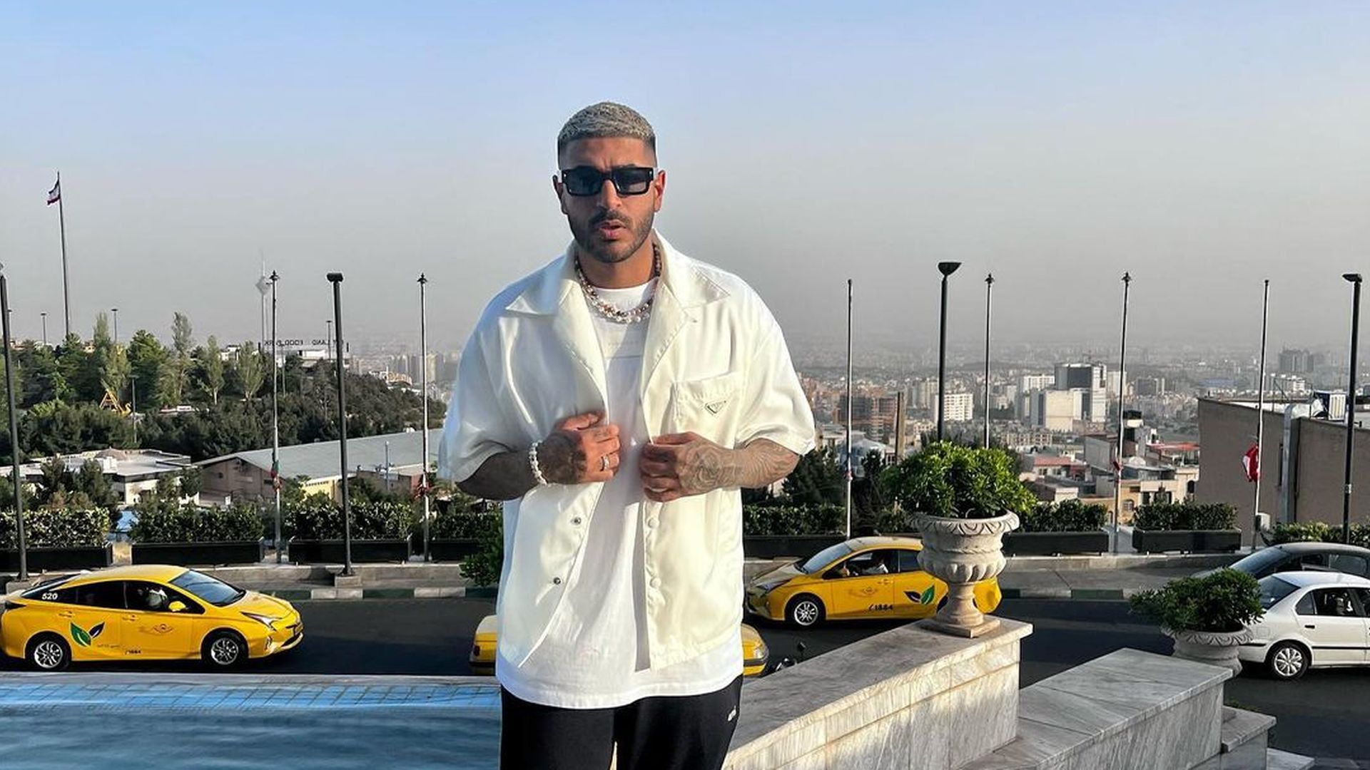 Neue Fotos: Ging DJ Jeezy hier schon einmal Farina fremd?