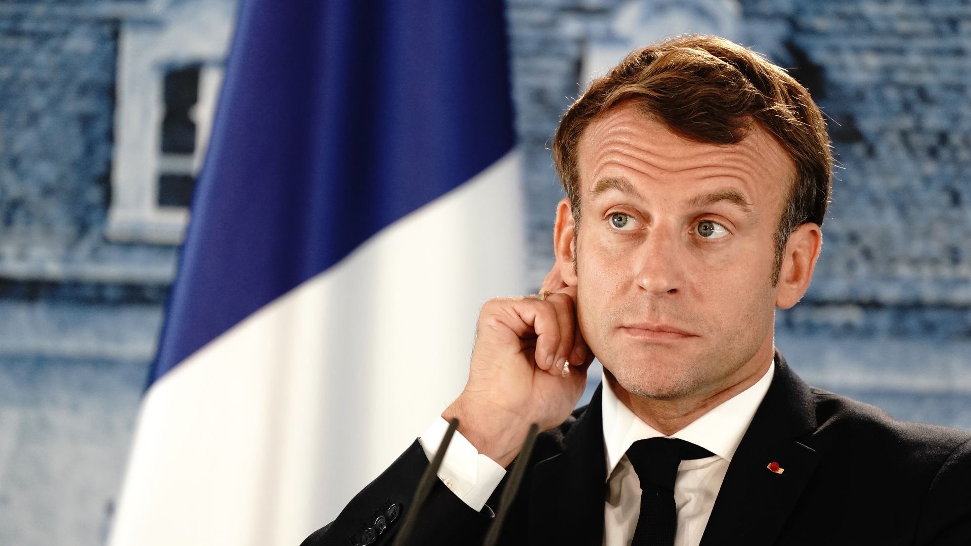 Emmanuel Macron | Promiflash