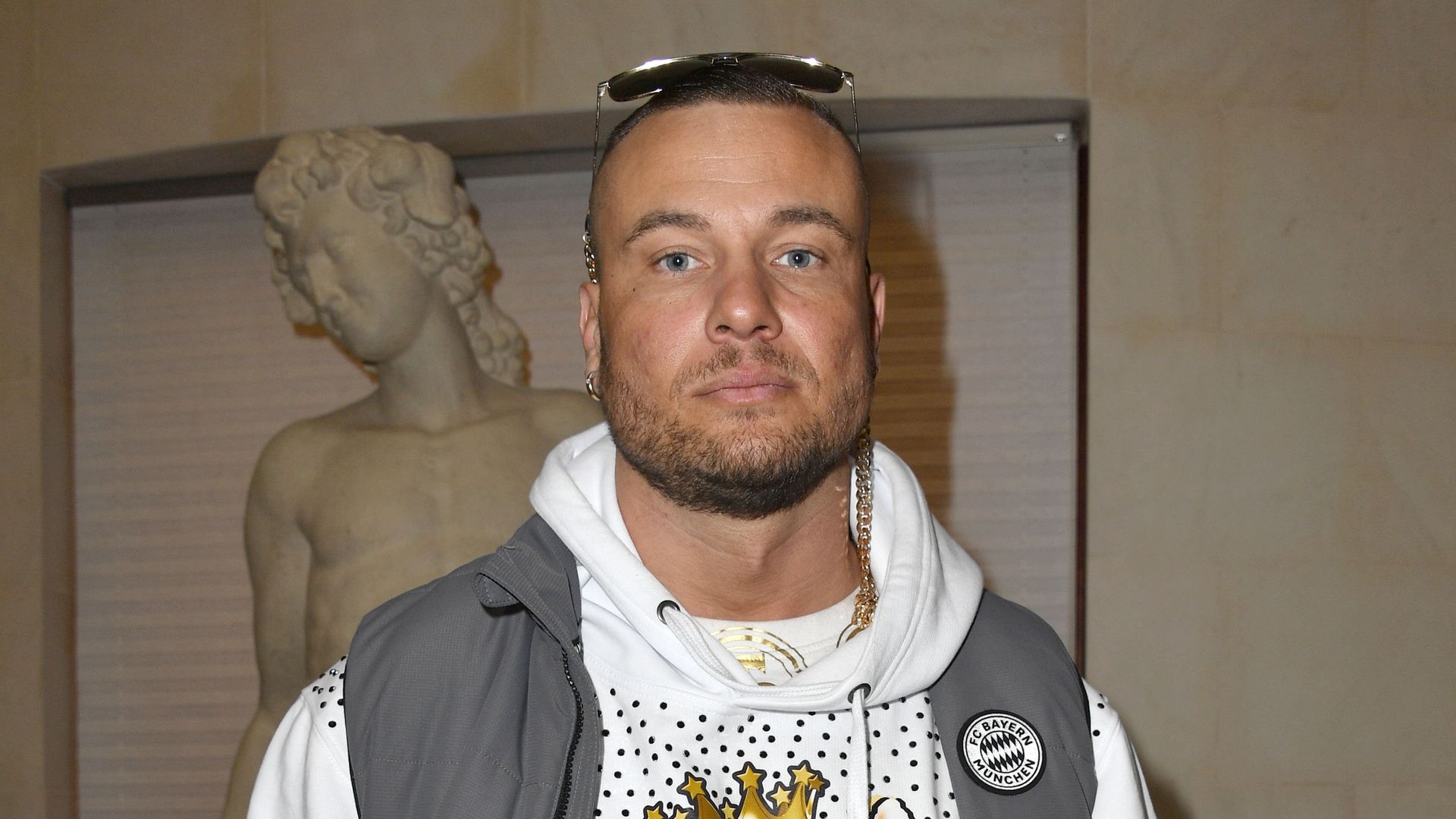 Neu-Single Eric Sindermann trainiert Trennungsschmerz weg!