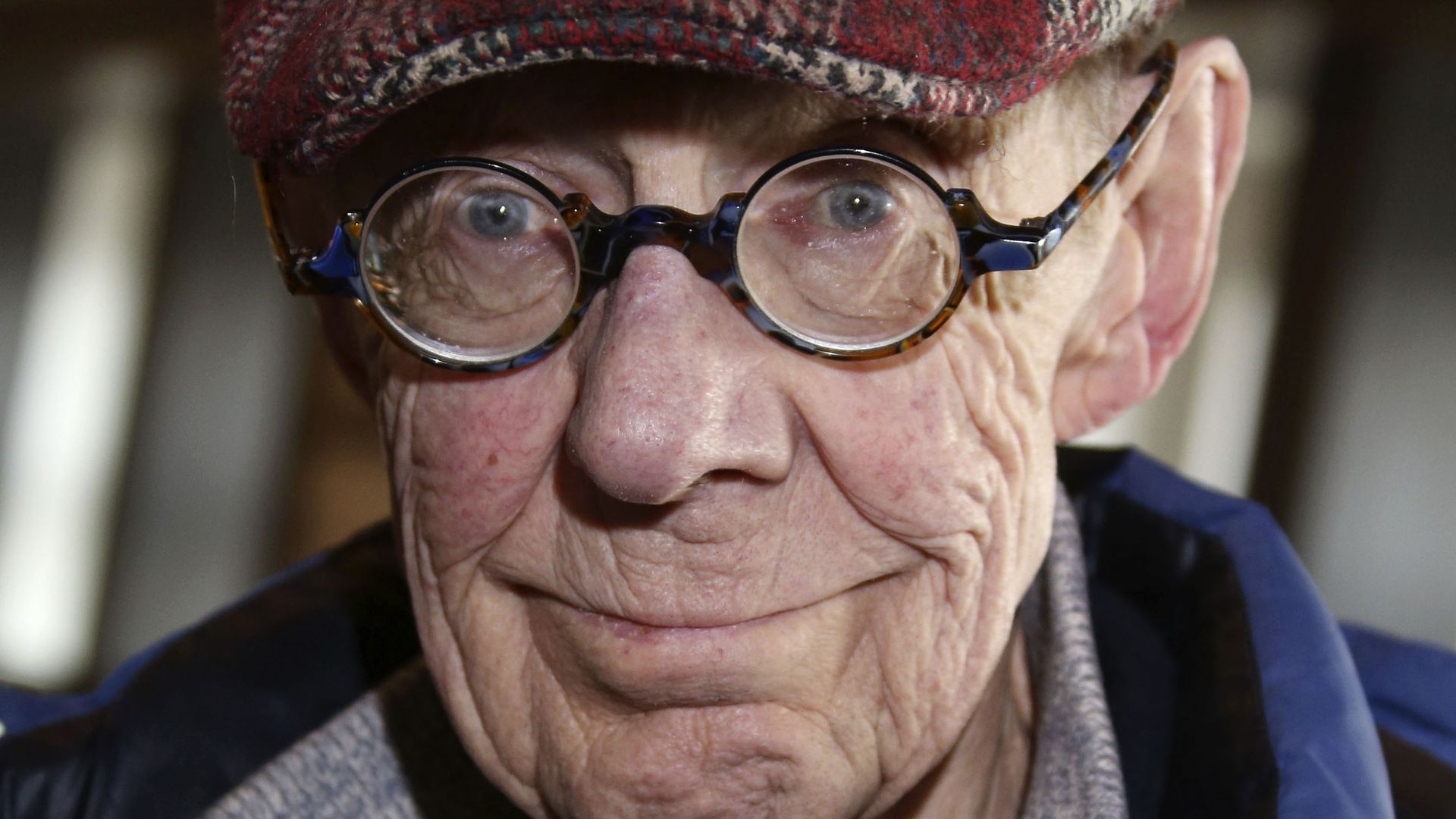 "Drombusch"-Star Hans Peter Korff in Hamburg beigesetzt