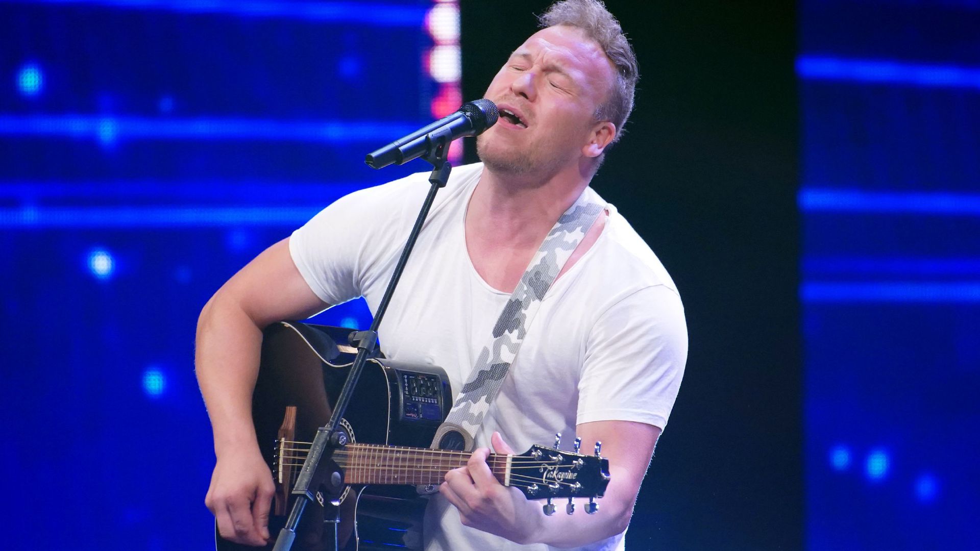 Zweite Chance: Ex-DSDS-Helmut weiter bei "Das Supertalent"? | Promiflash.de