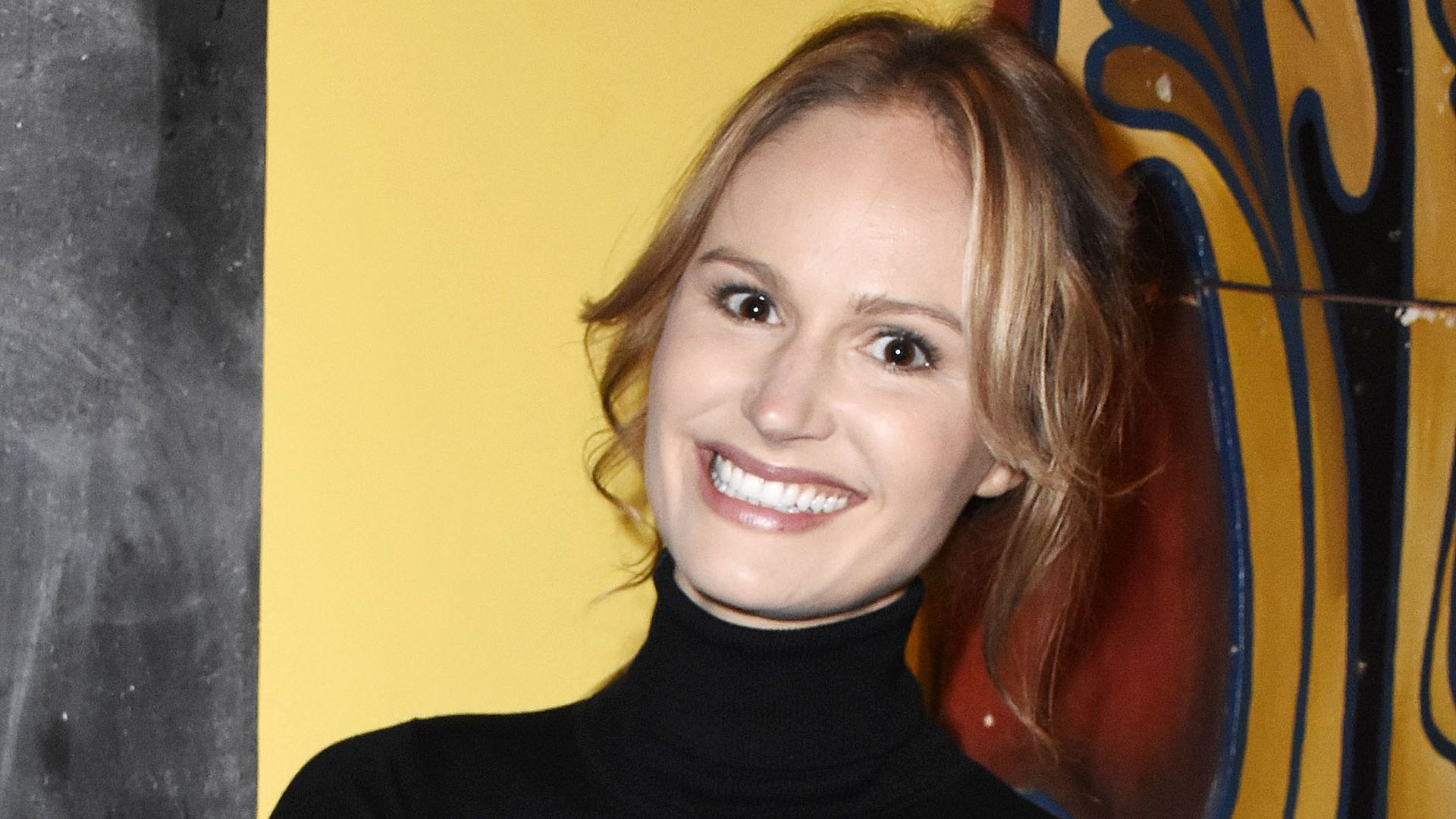 Das wünscht sich "Sturm der Liebe"-Isabell für ihre Rolle! | Promiflash.de