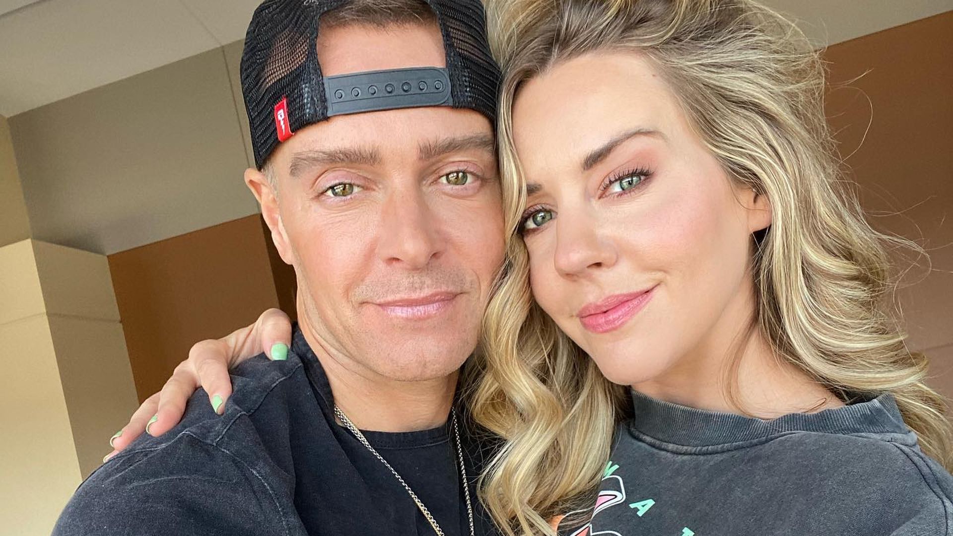"Melissa & Joey"-Star Joey Lawrence hat Freundin geheiratet