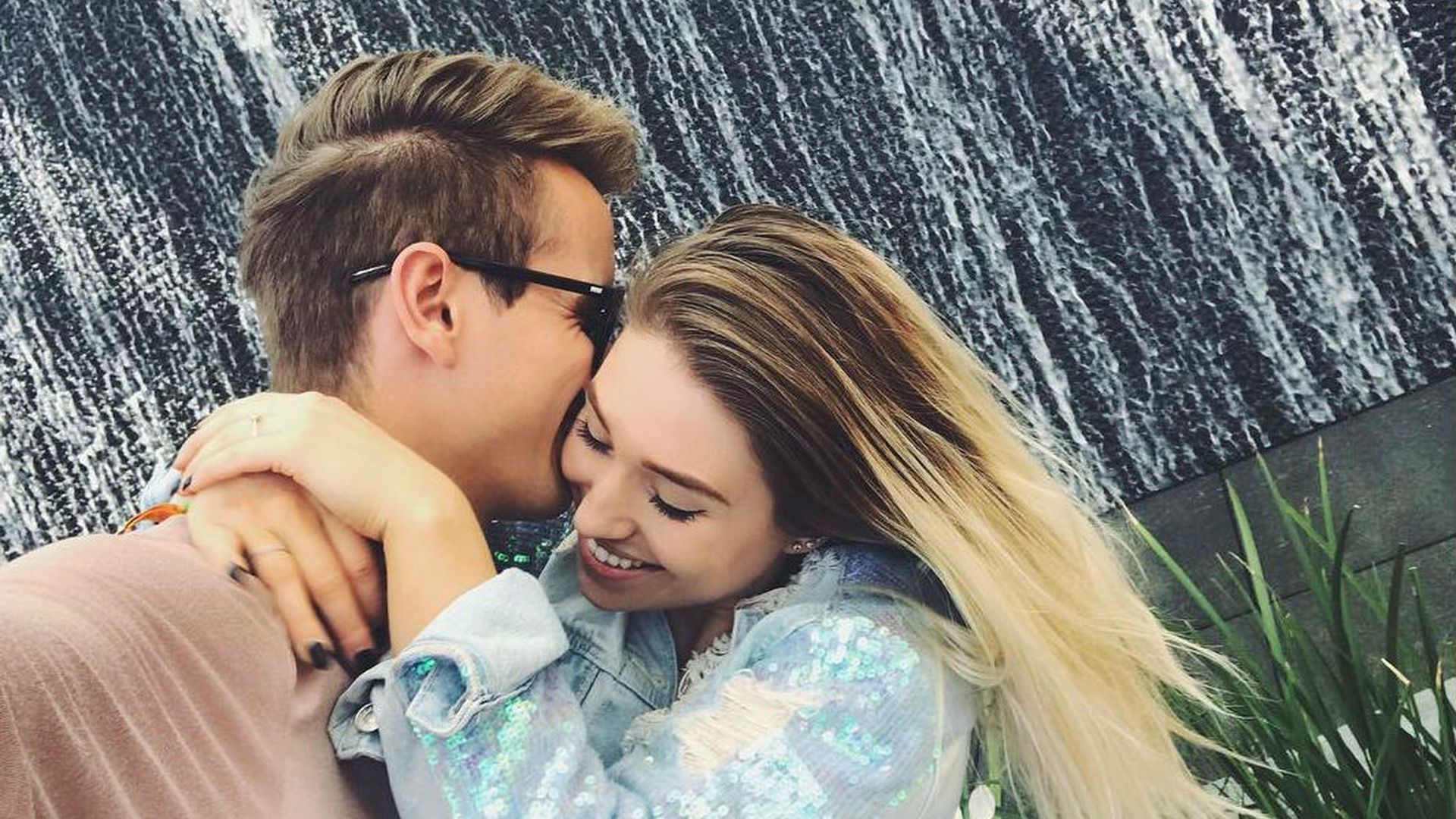 Emotional: Schwangere Bibi postet Liebesgeständnis für Juli | Promiflash.de