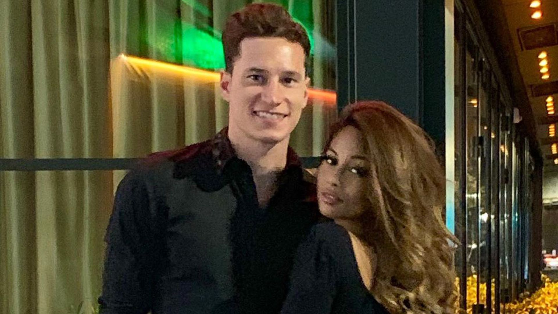 Datet Fußballstar Julian Draxler jetzt diese heiße Tänzerin?