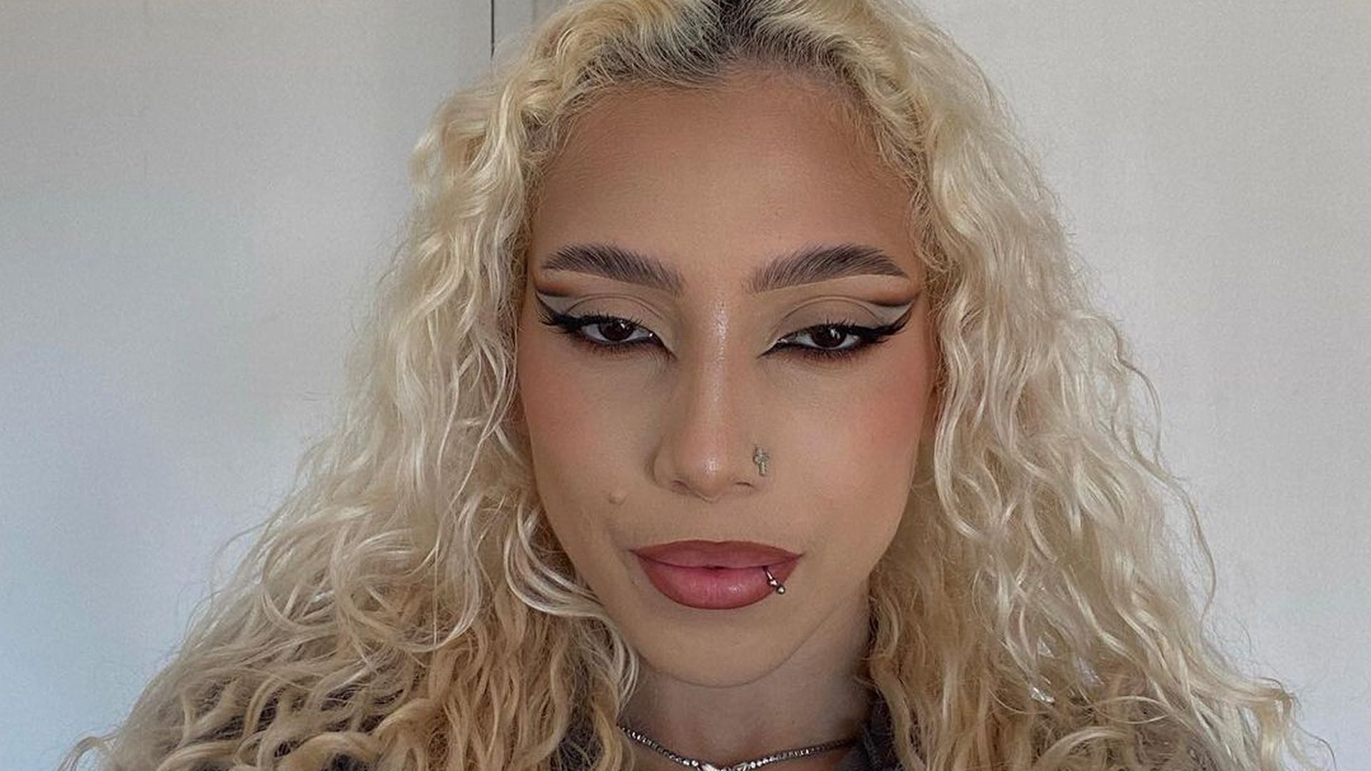 Beauty-Influencerin Juliana Rocha stirbt mit nur 25 Jahren