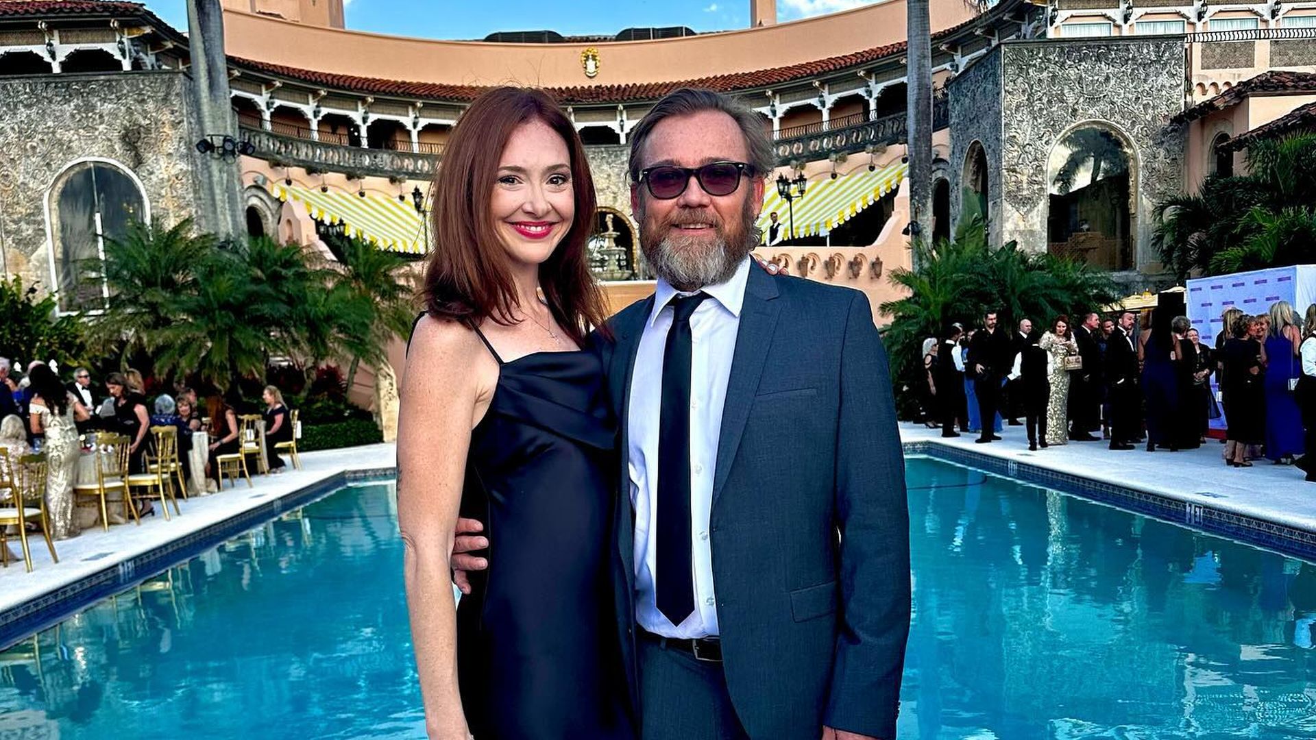Ricky Schroder verlobt sich mit Schauspielerin Julie Trammel