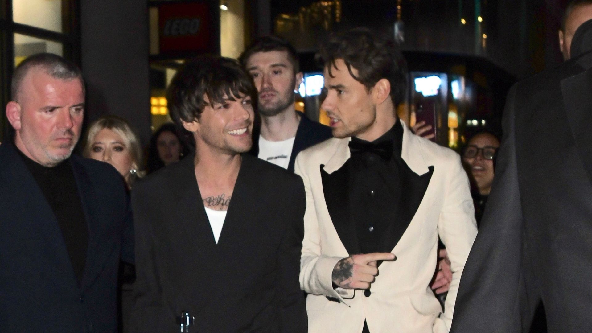 Louis Tomlinson und Liam Payne treffen sich bei Filmpremiere