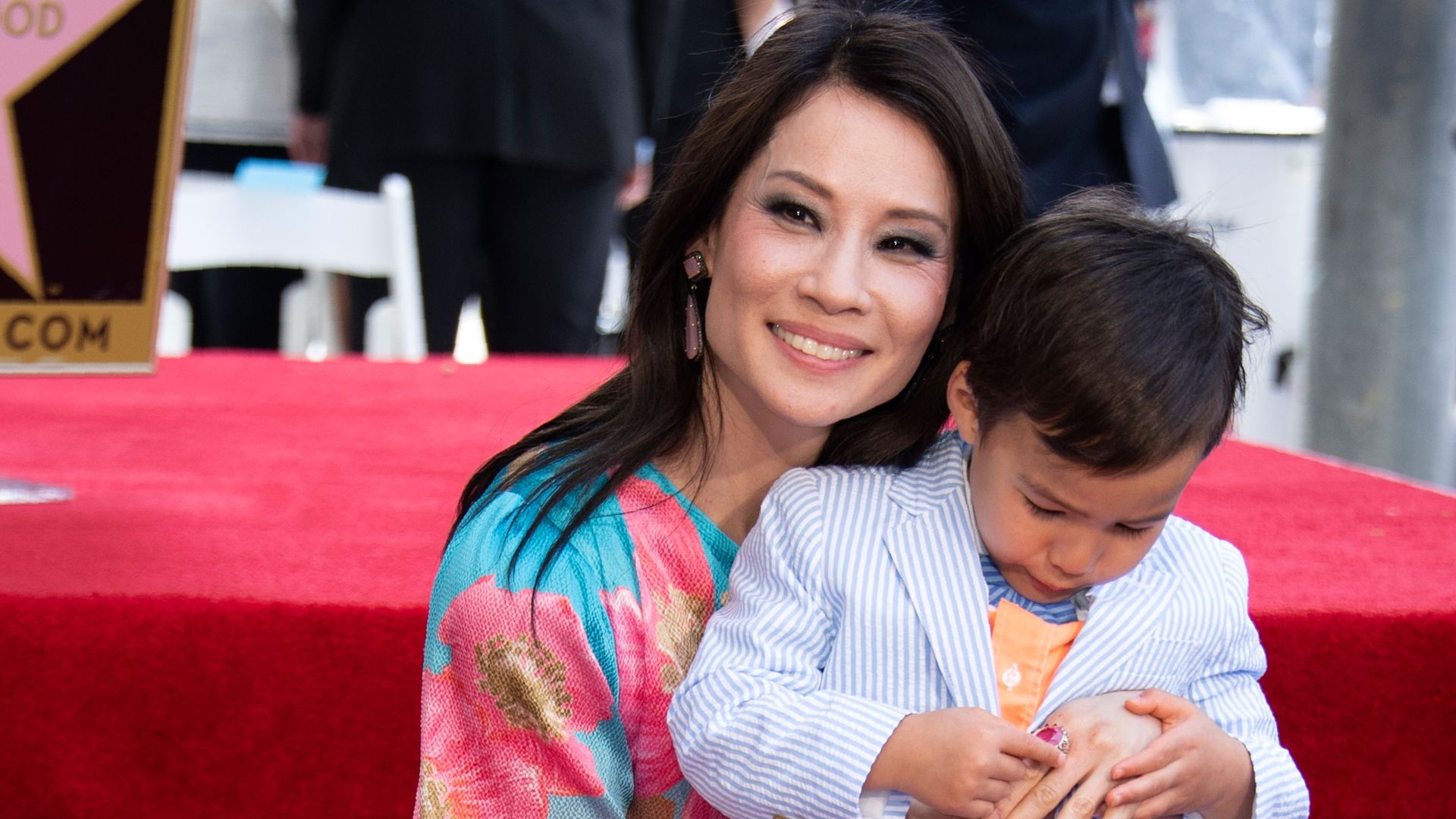 Erstes Kind mit 46 bekommen: Lucy Liu "hatte keinen Plan"