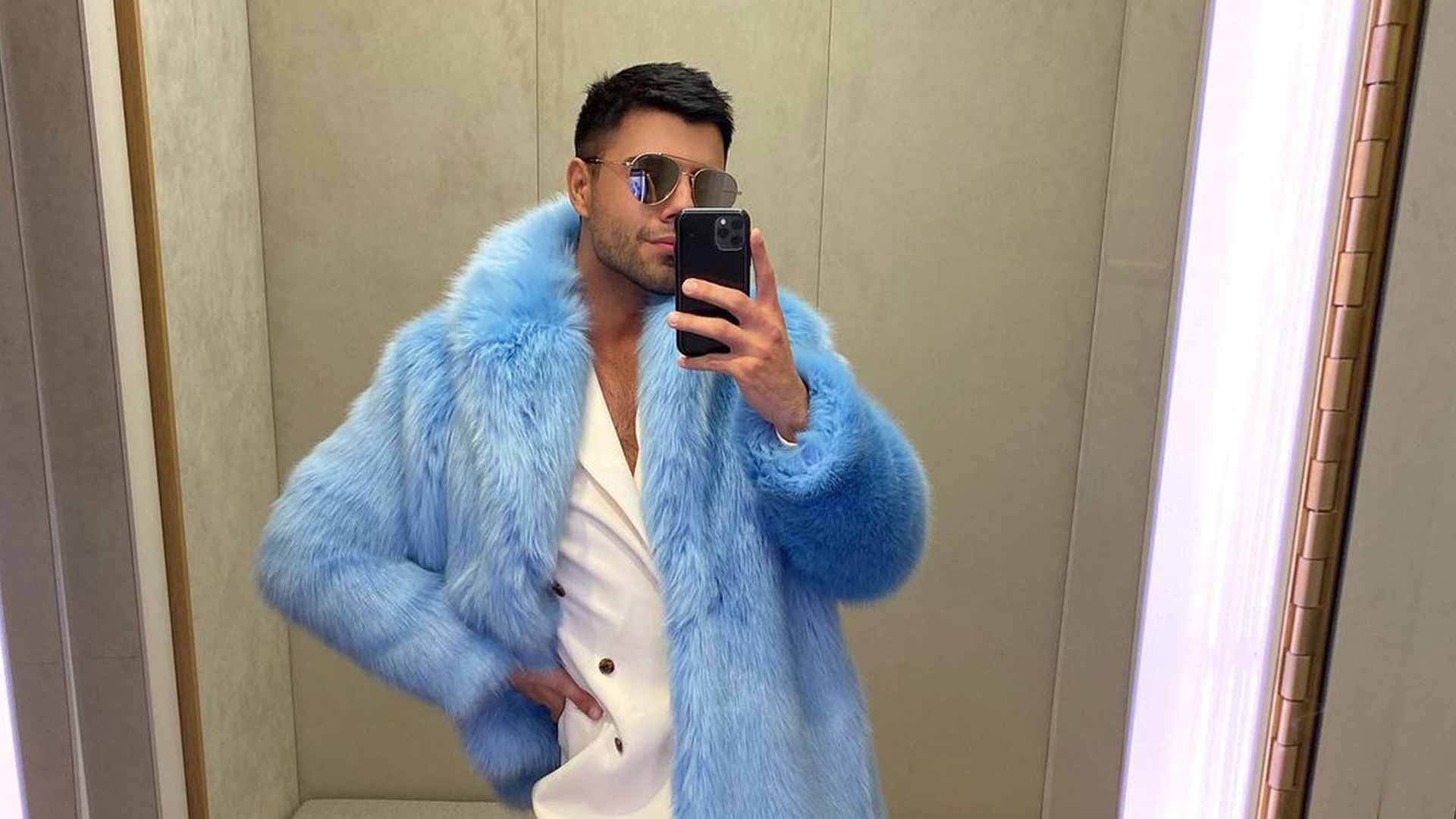 Ex-"Prince Charming"-Boy Martin rockt den 70er-Jahre-Look!