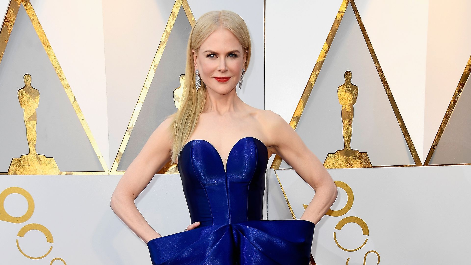 Neue Liebe! Heiratet Tom Cruise diese mysteriöse Beauty? | Promiflash.de