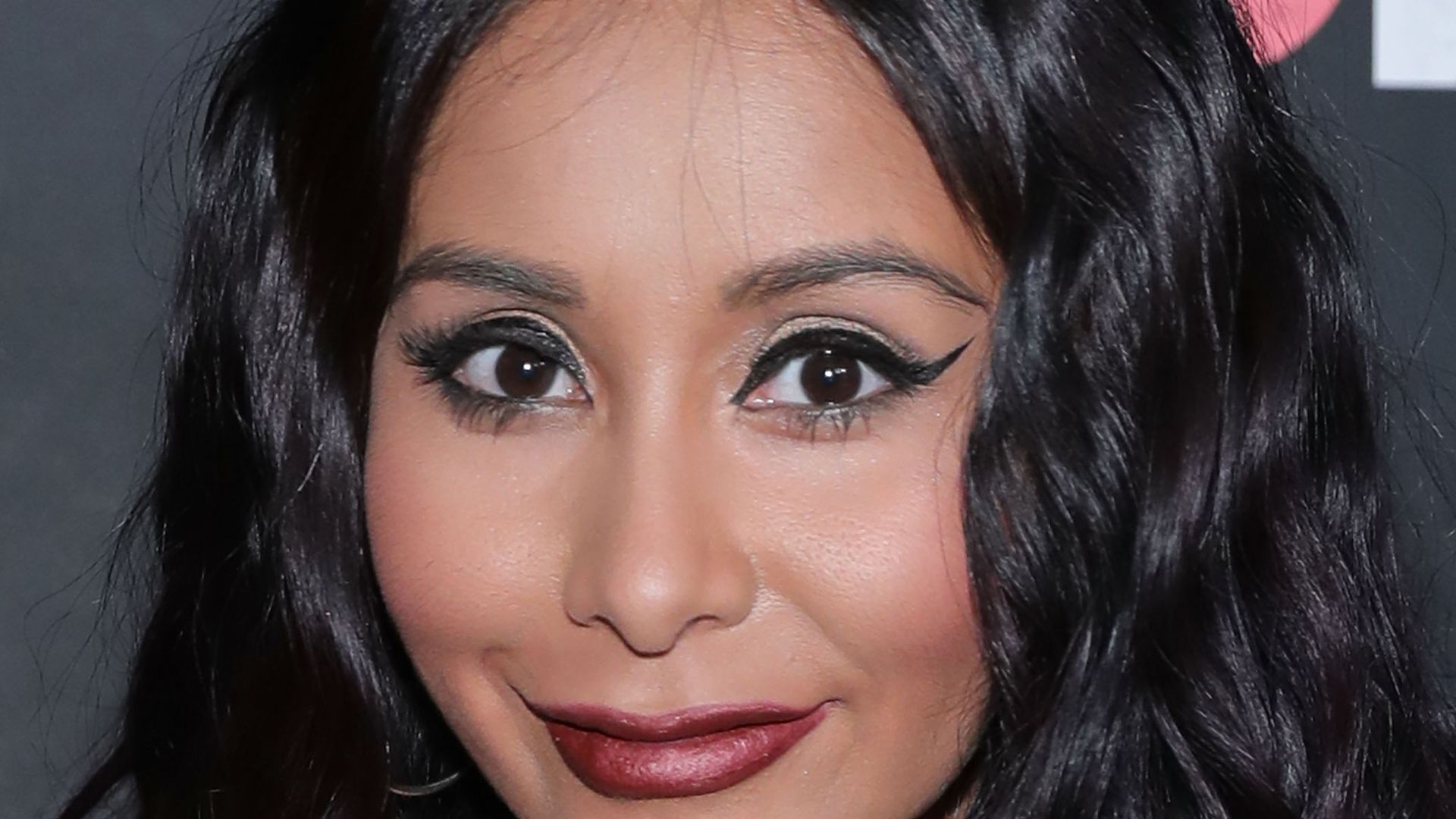 Total im Beauty-Wahn! Snooki hat ein "neues Gesicht" | Promiflash.de