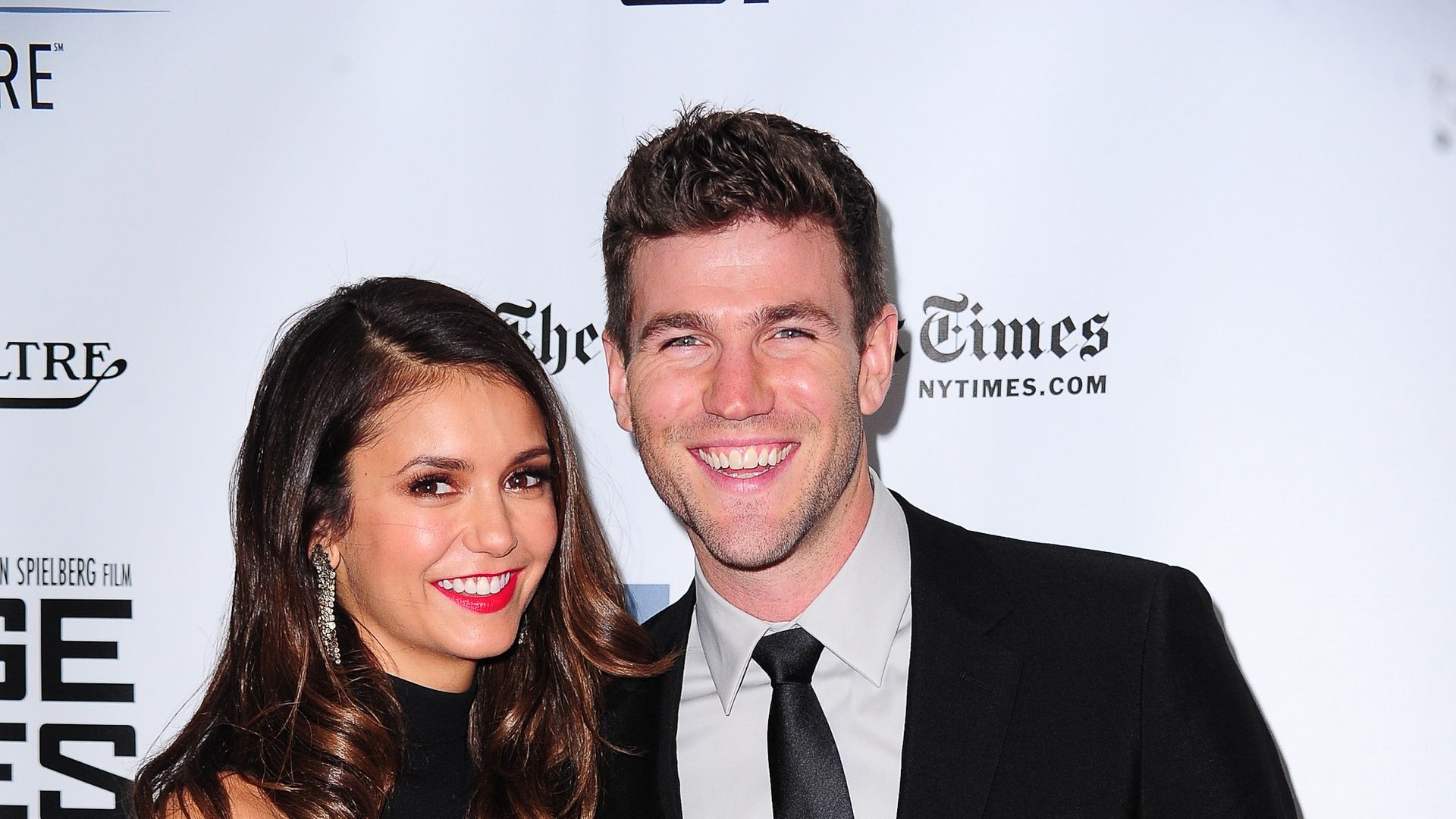 Stolperstein: Nina Dobrevs & Austin Stowells Twitter-Krise