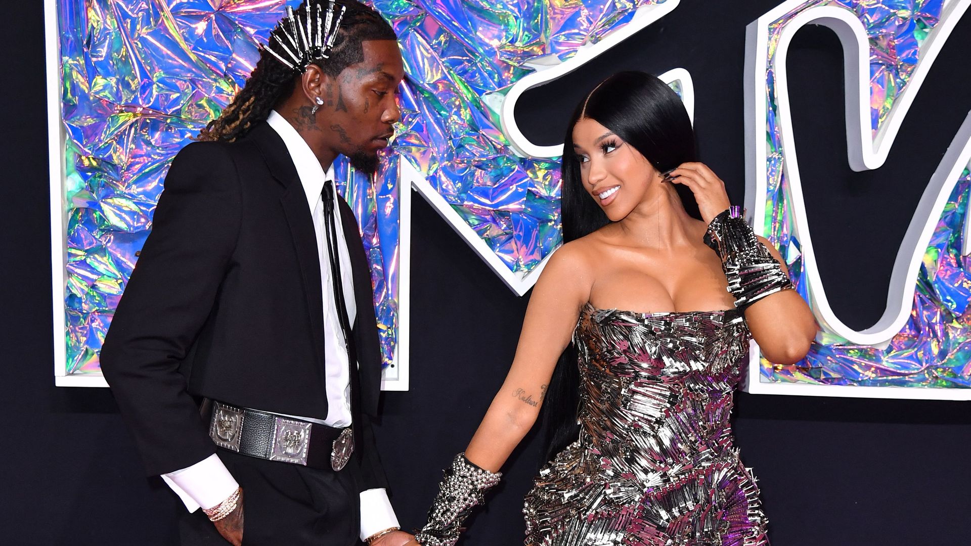 Inmitten der Scheidung: Offset fordert Unterhalt von Cardi B