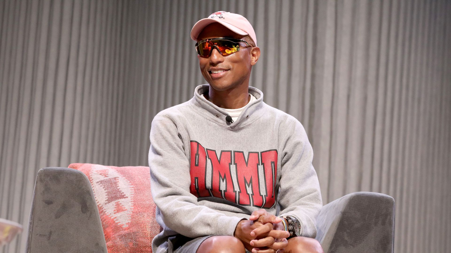 Pharrell Williams' neue Single erscheint in 100 Jahren!
