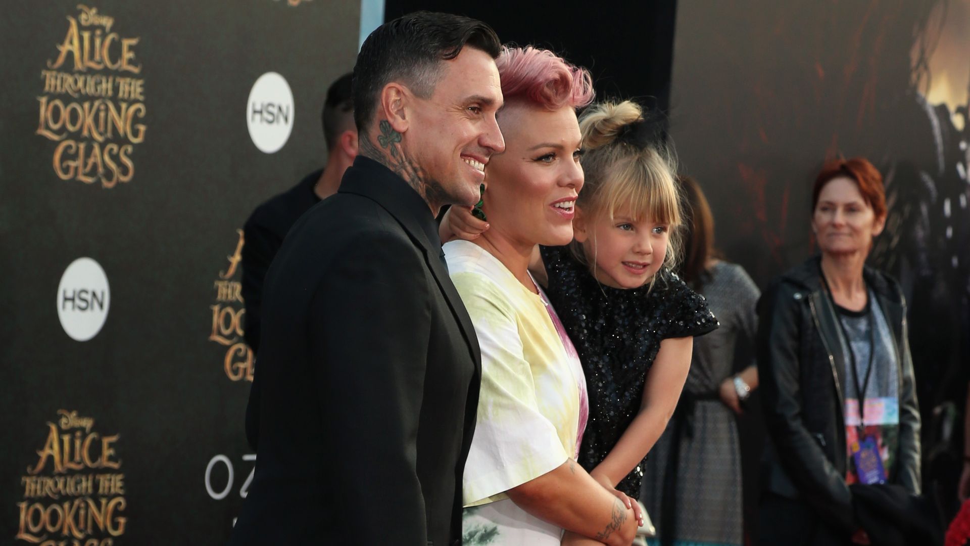 Echte Star-Gene: Willow rockt mit Mama Pink die Bühne! | Promiflash.de