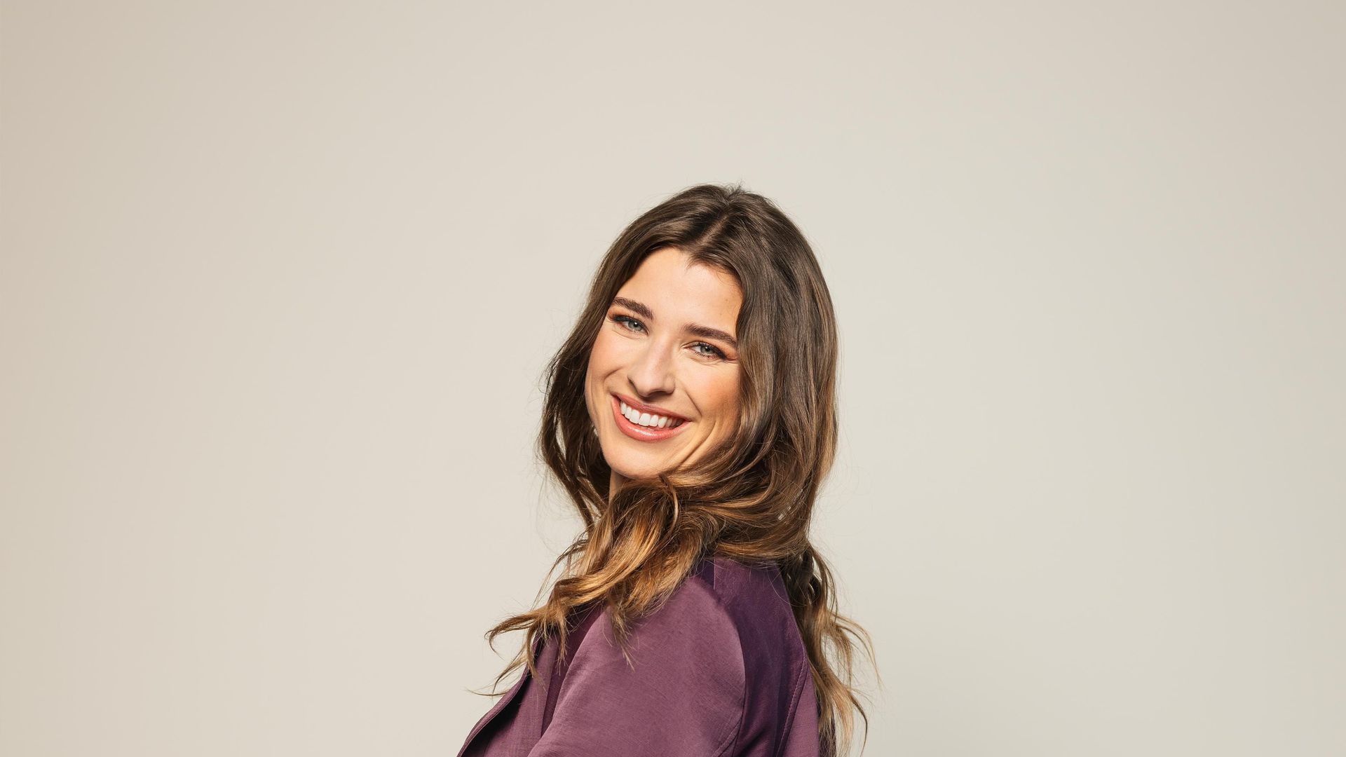 Erste queere Bachelorette: Stella Stegmann freut sich total!