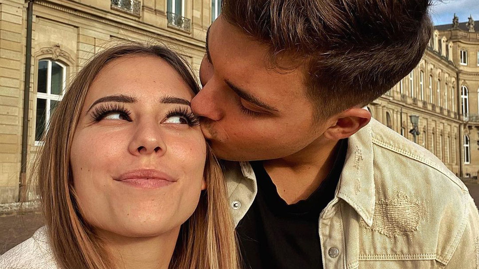 Wegen seiner Ex Melina? Tim Kühnel ist gerade sehr glücklich