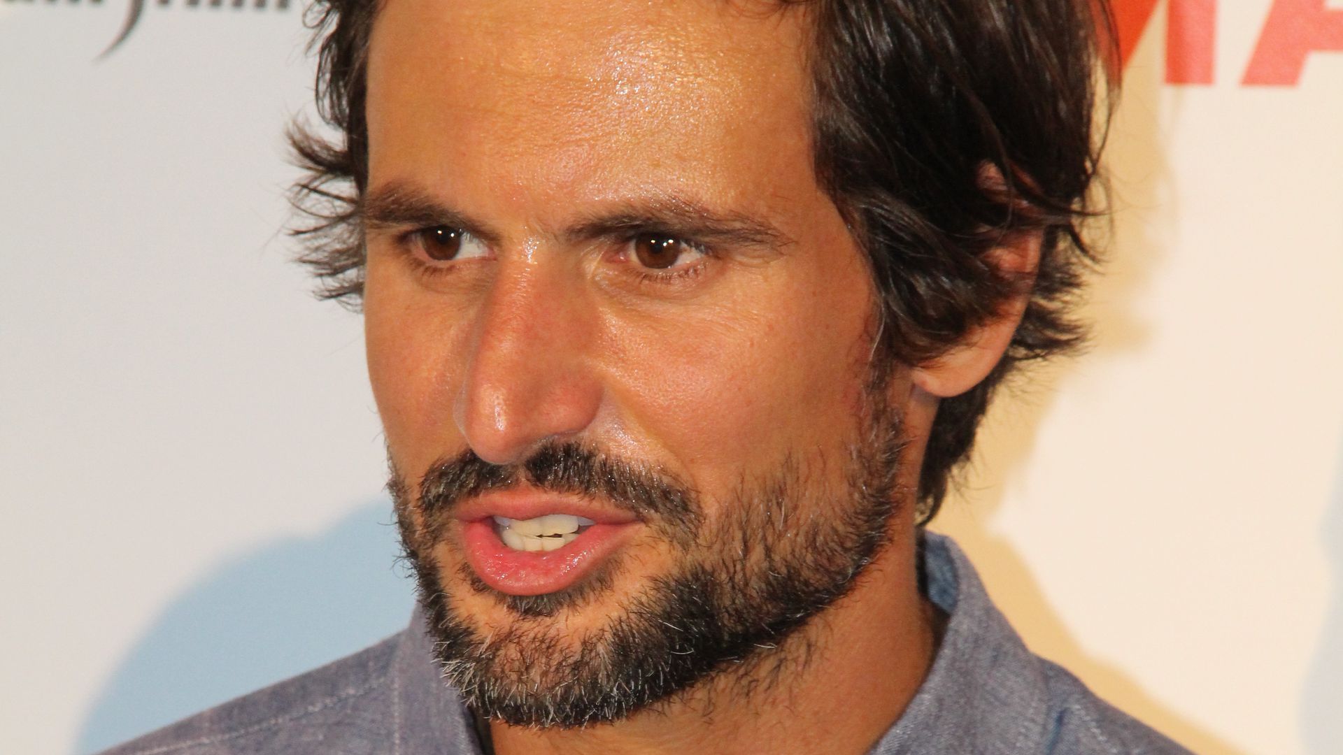 Seine Verlobung: Tom Becks Familie erfuhr es aus Zeitung | Promiflash.de