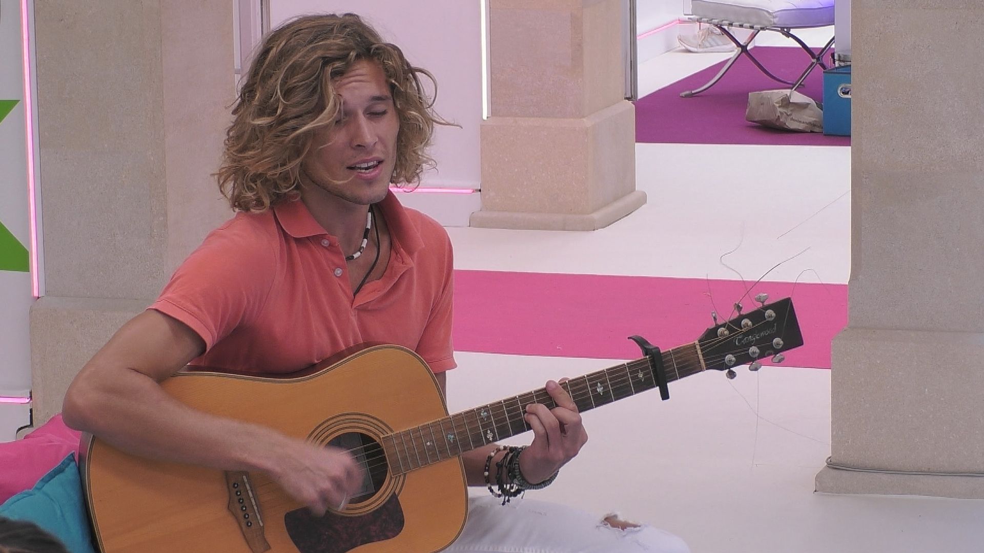 Nach Single-Debüt: "Love Island"-Victor Seitz bald bei DSDS ...