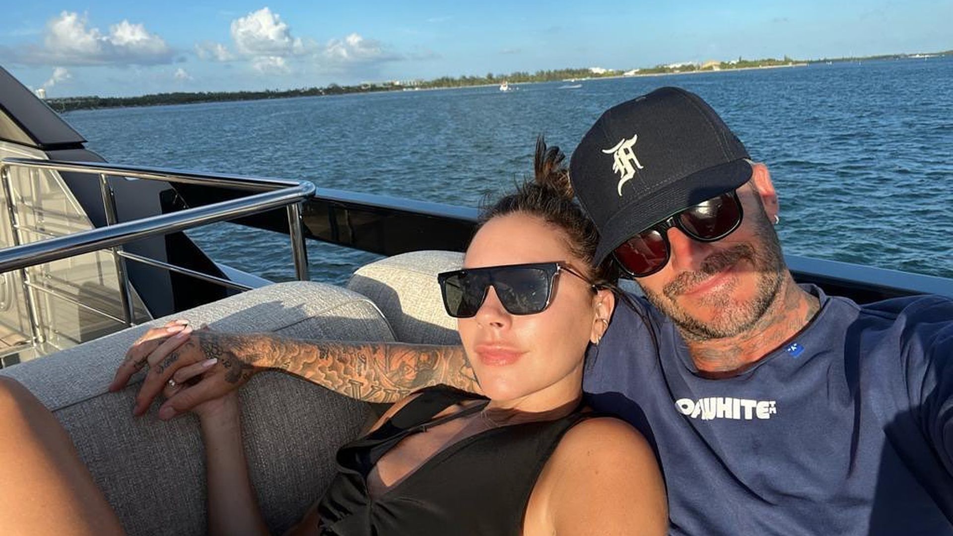 Kuschel-Pic: David und Victoria Beckham genießen Jacht-Date