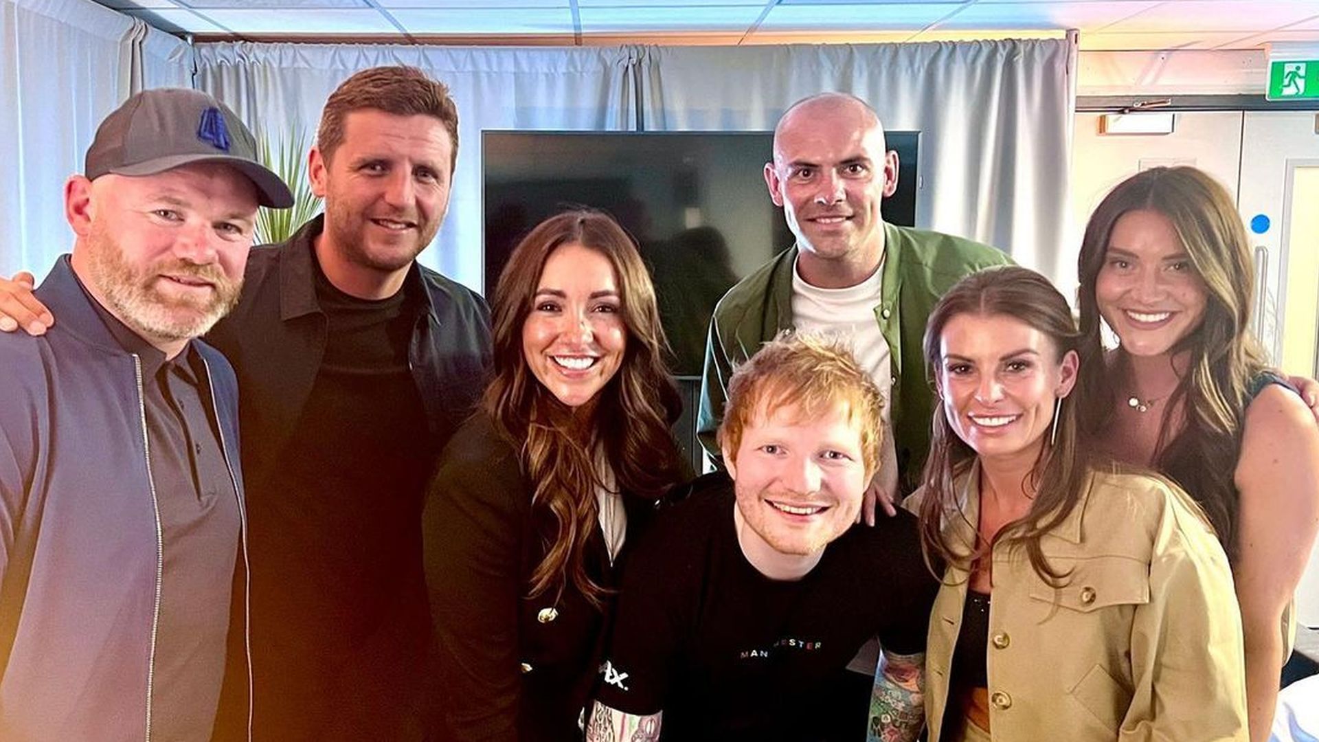 14. Hochzeitstag: Hier posieren die Rooneys mit Ed Sheeran