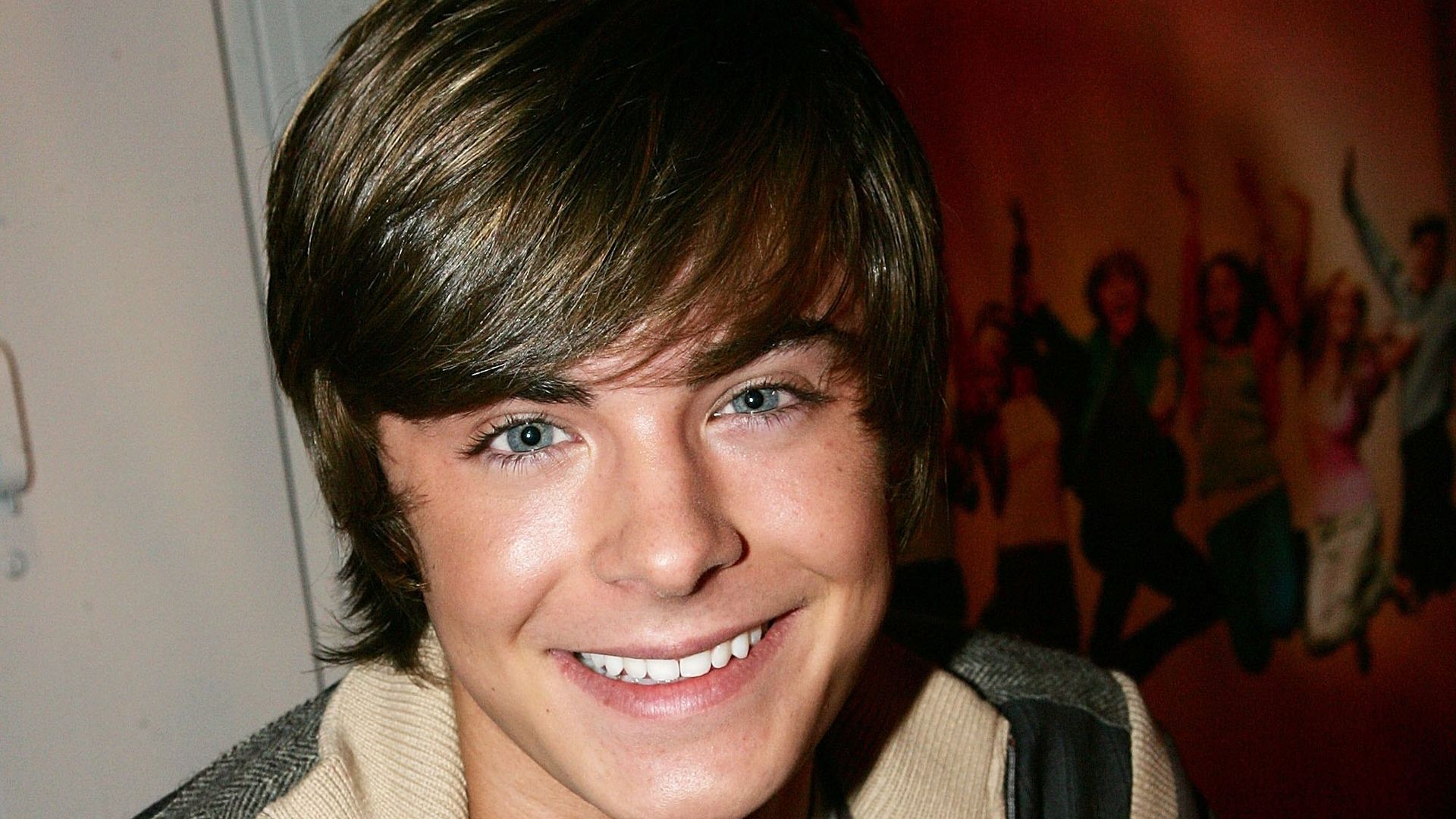 Zac Efron Hair Crown Priyanka Chopra Joins Zac Efron, Will Ferrell In