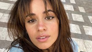 Sehr gewagt! Camila Cabello präsentiert sich nackig im Netz | Promiflash