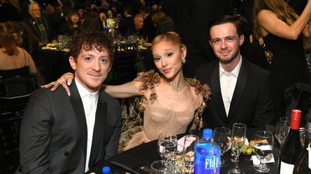 So steht Arianas Familie zu ihrer Beziehung mit Ethan Slater