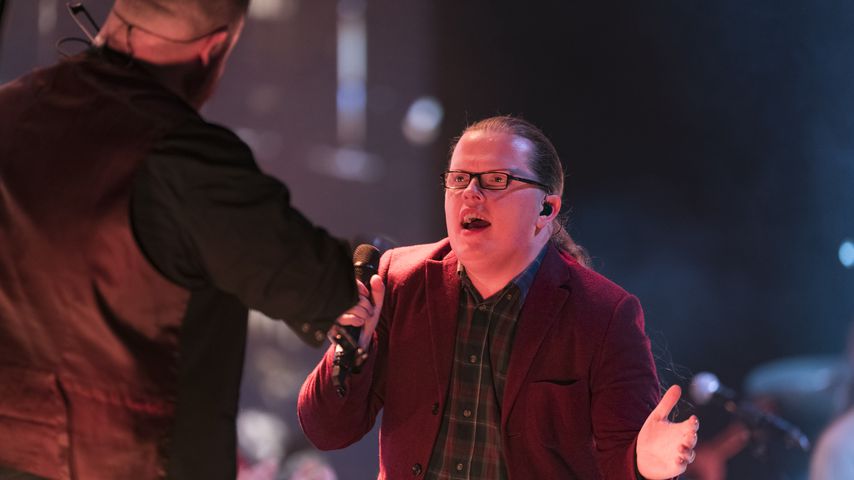 Das sagt Patricia Kelly über Angelo bei “The Masked Singer” | Promiflash.de