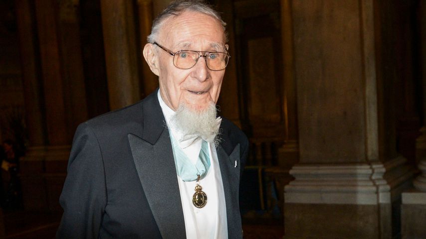 IKEA-Gründer Ingvar Kamprad: Hier fand er seine letzte Ruhe | Promiflash.de