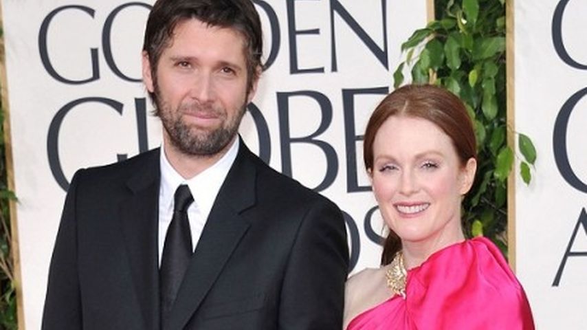 Julianne Moore heiratete nur wegen ihrer Kinder | Promiflash.de