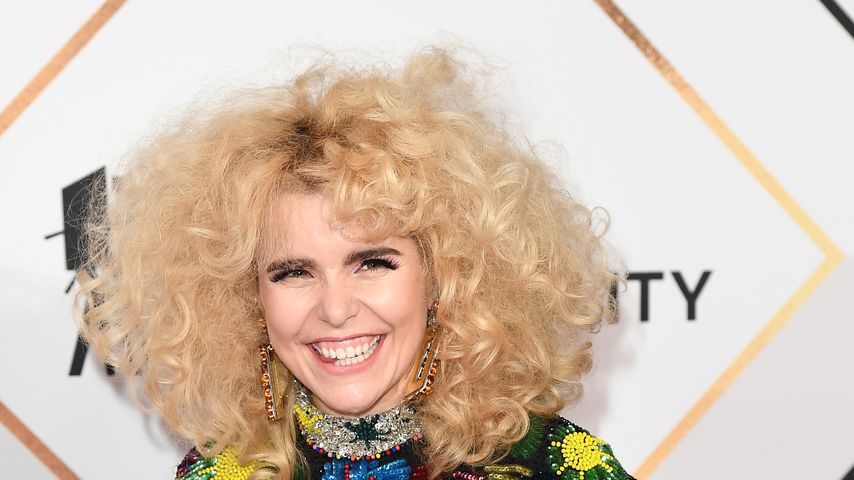 Paloma Faith überzeugt: Jungs können auch Kleider tragen! | Promiflash.de