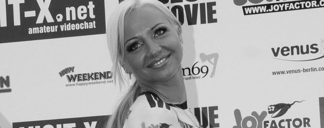 Kader Loth: "Ich wollte nicht mehr unters Messer" | Promiflash.de